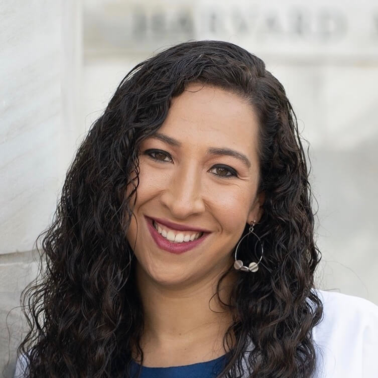 Micayla Flores | Delfina